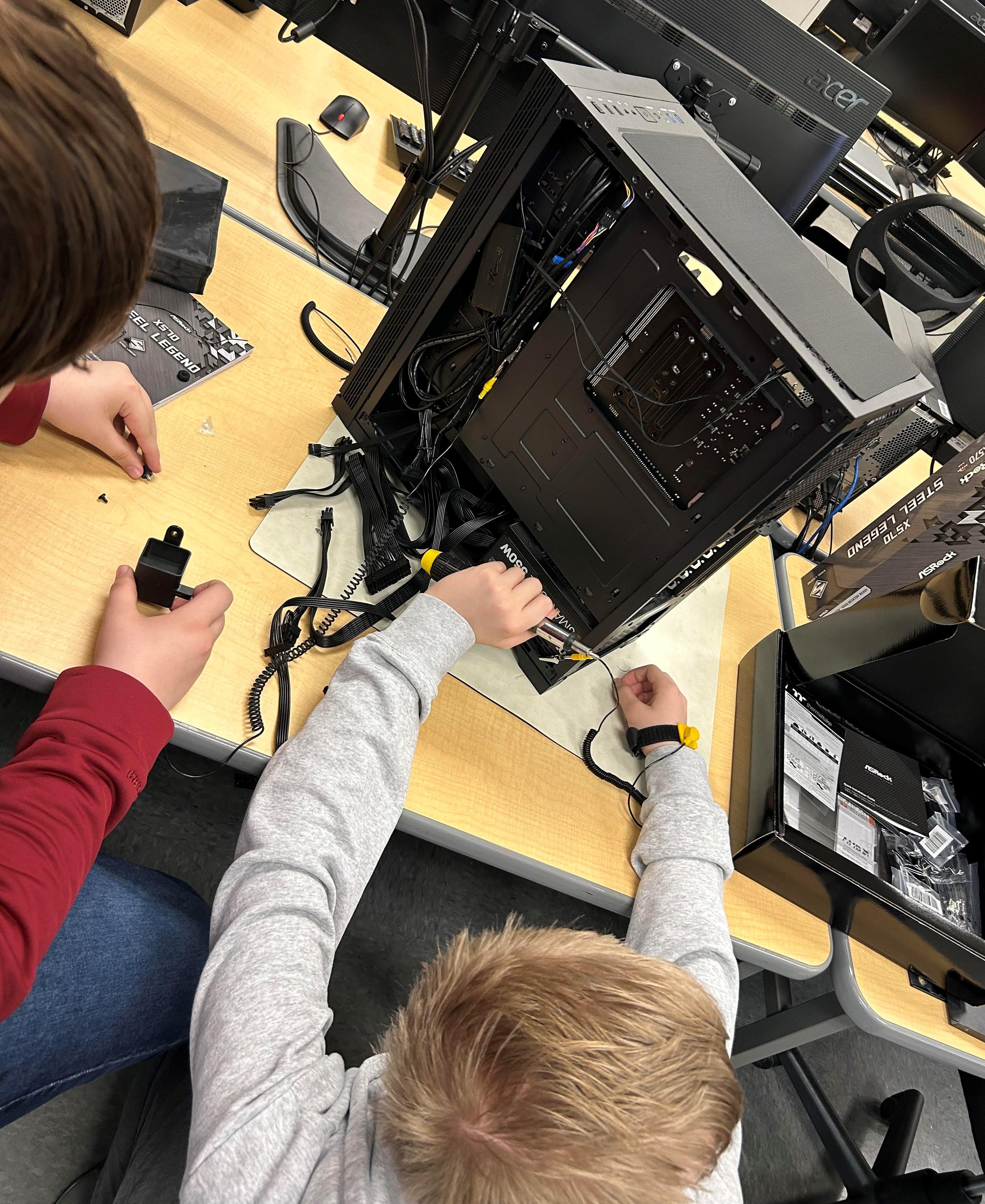 Gaming PC Build 22-23 – Gaming PC Build – Connellsville Area Career ...