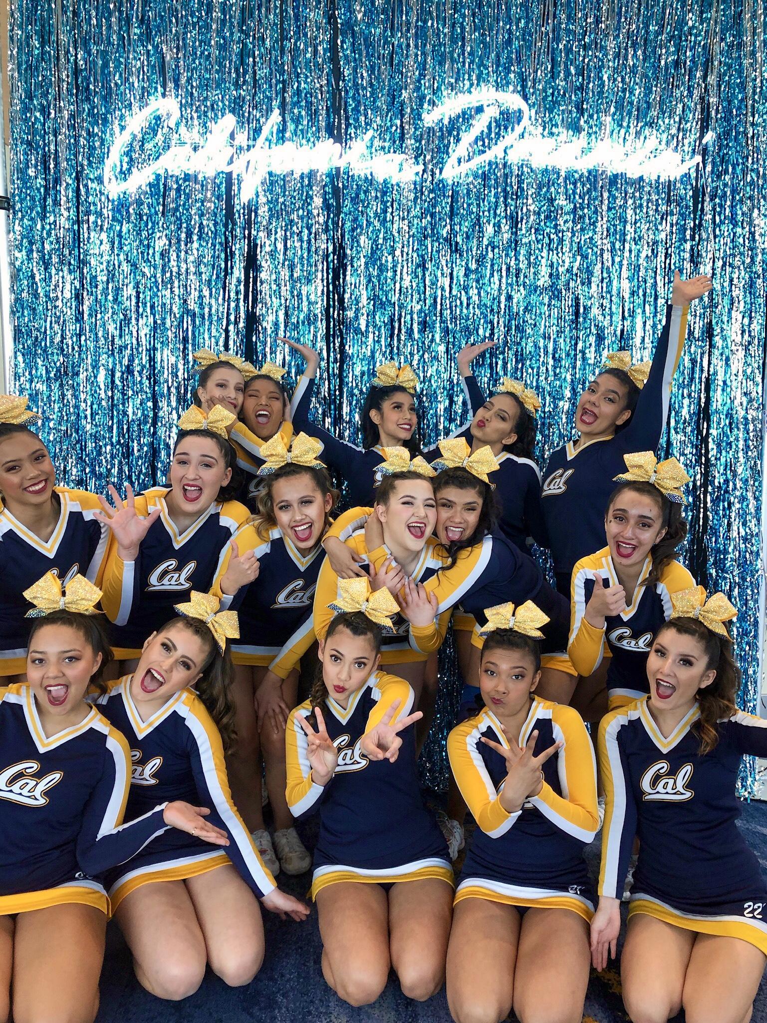 Show Cheer | Competition – Cheer & Song – California High School