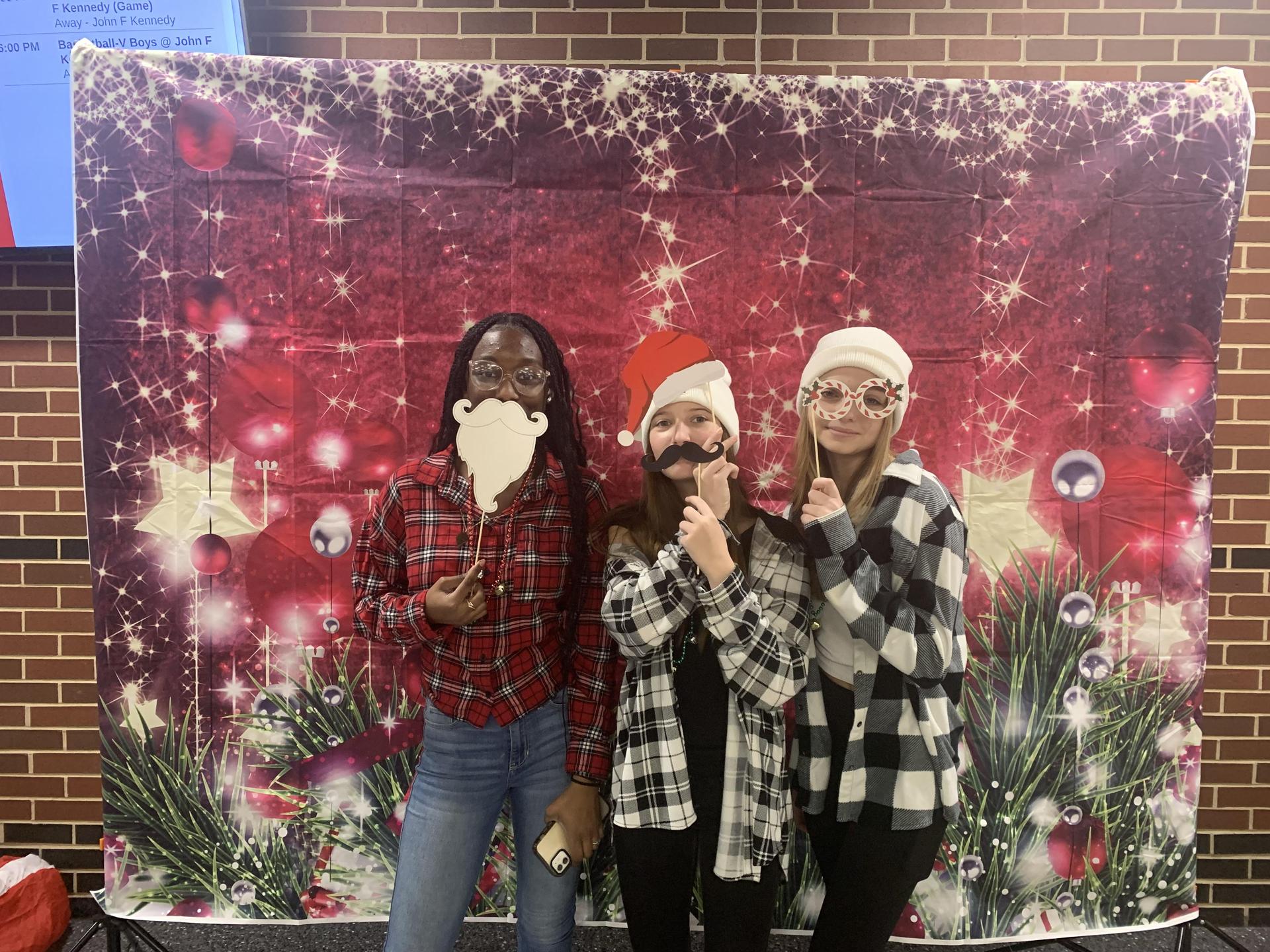December Holiday Spirit Week, Winter Wonderland, & Christmas for the ...