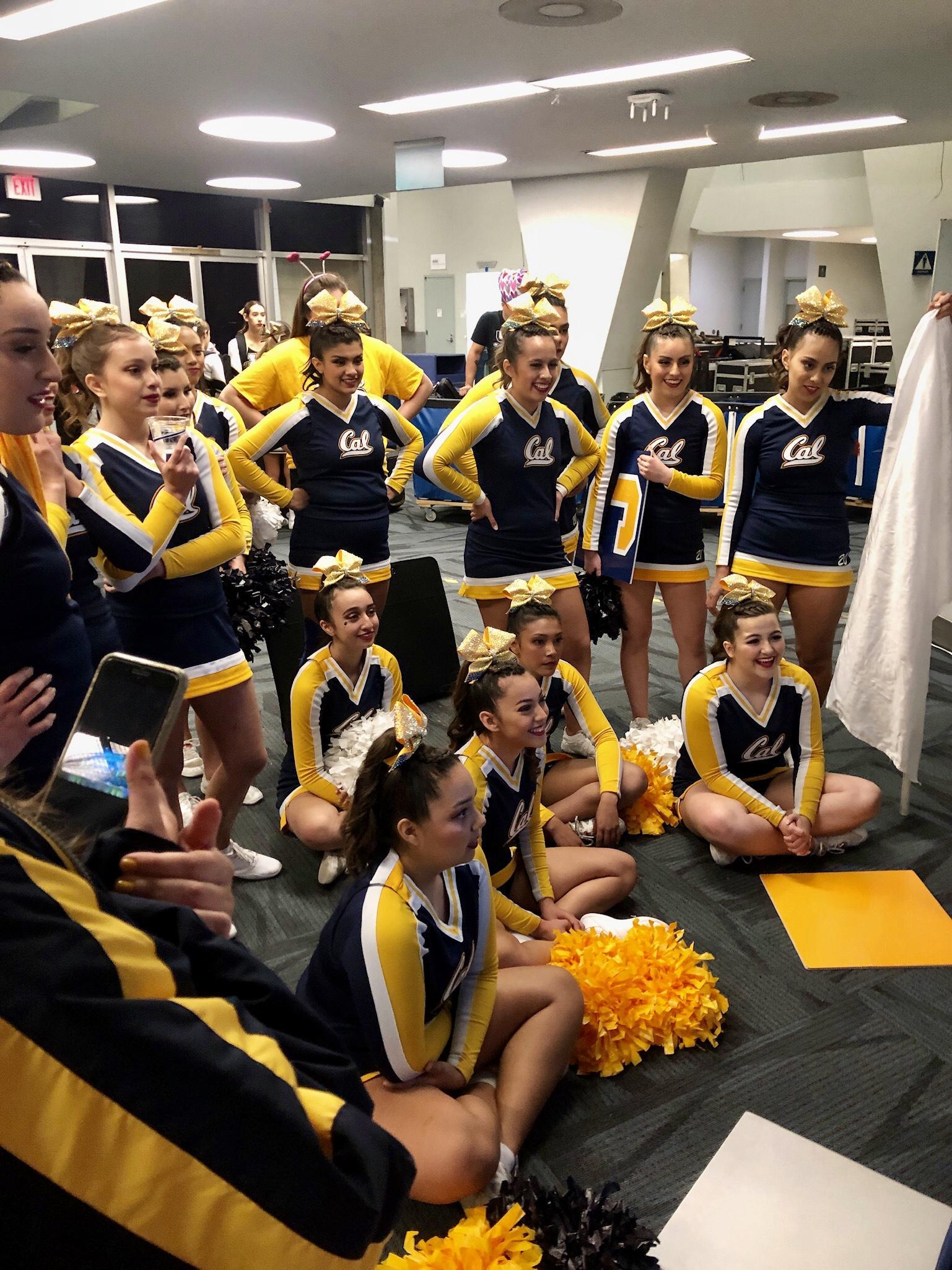 Show Cheer | Competition – Cheer & Song – California High School