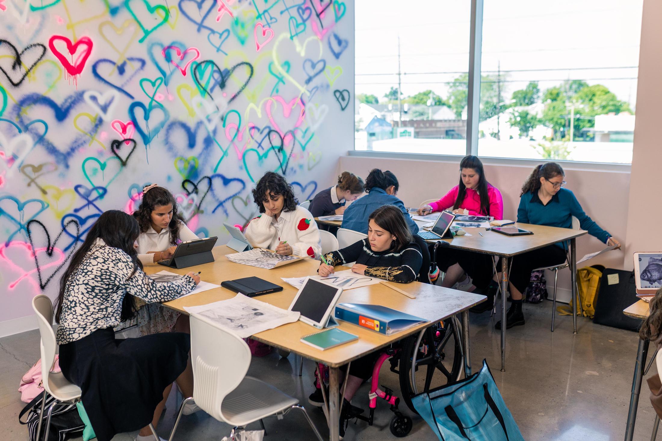 Visual Arts – Electives and Specialties – Shulamith High School for Girls