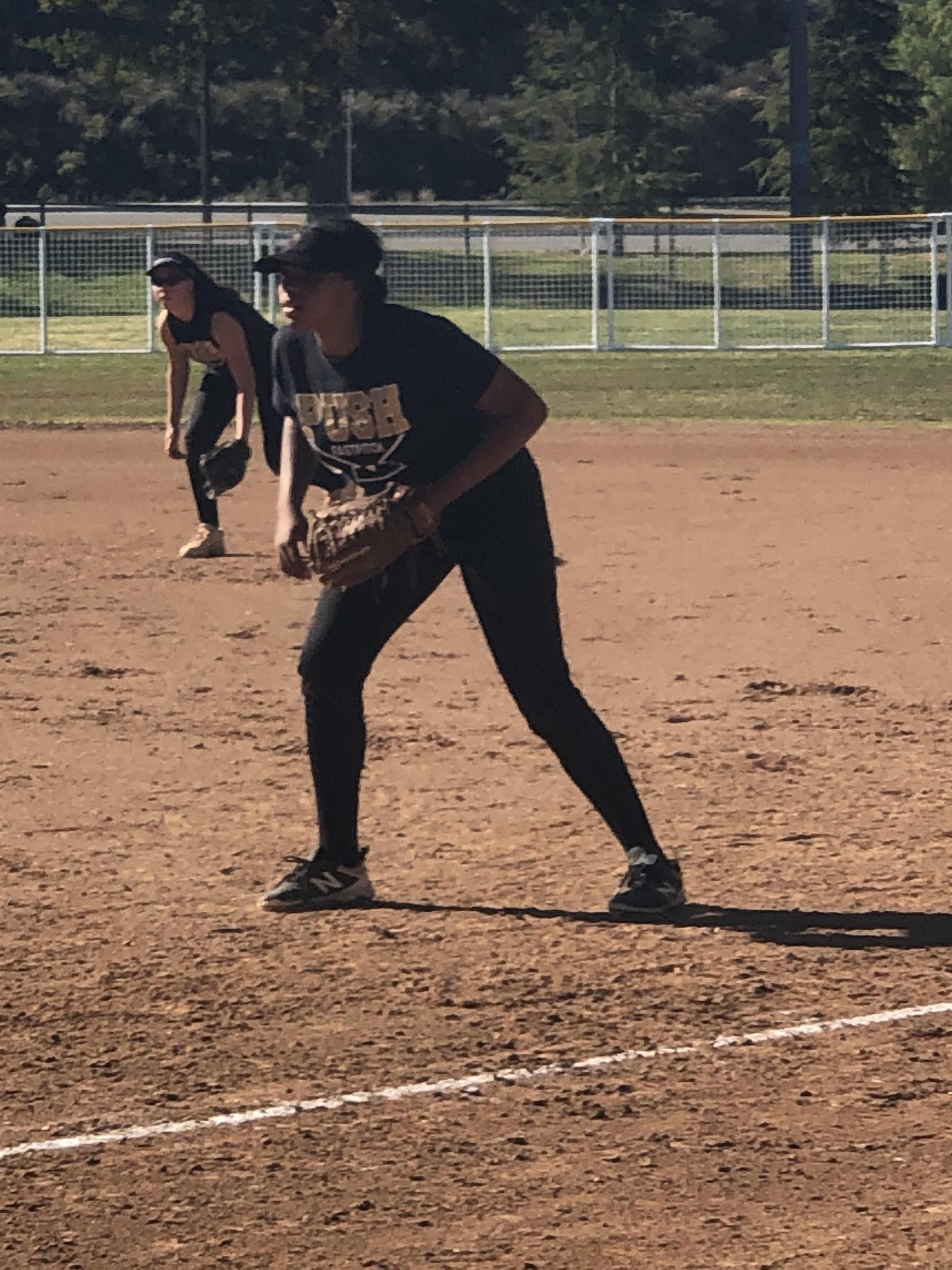 GALLERY – Softball – Golden Valley High School