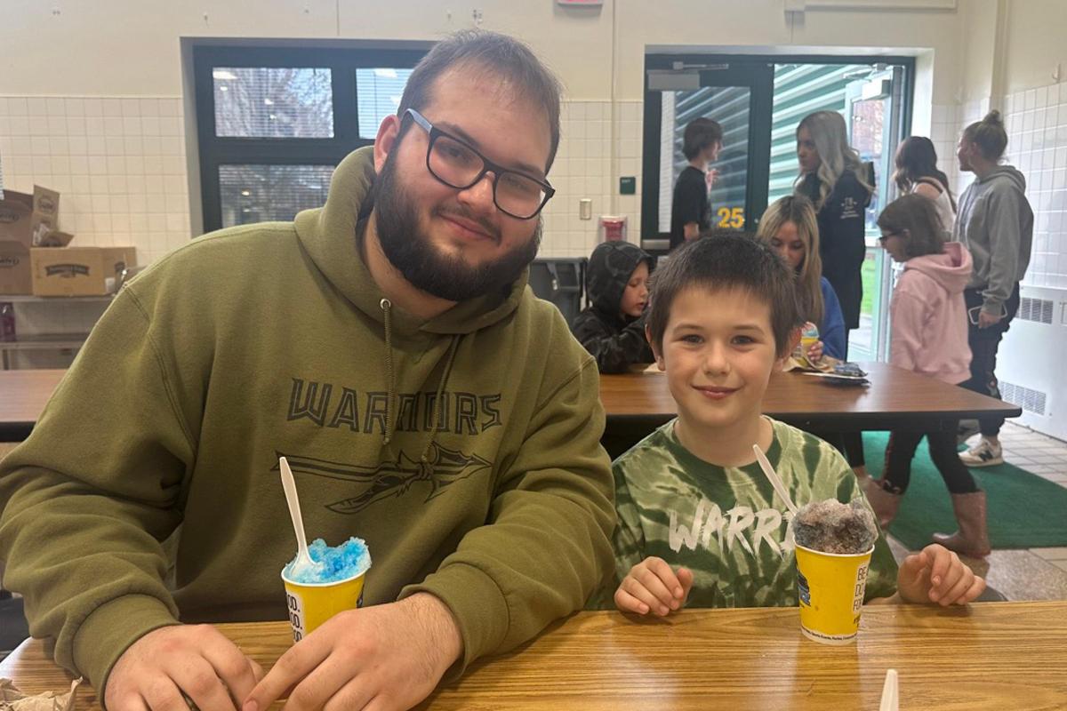 ‘Buddy Program’ Connects 3rd-Graders with High School Mentors | Level ...