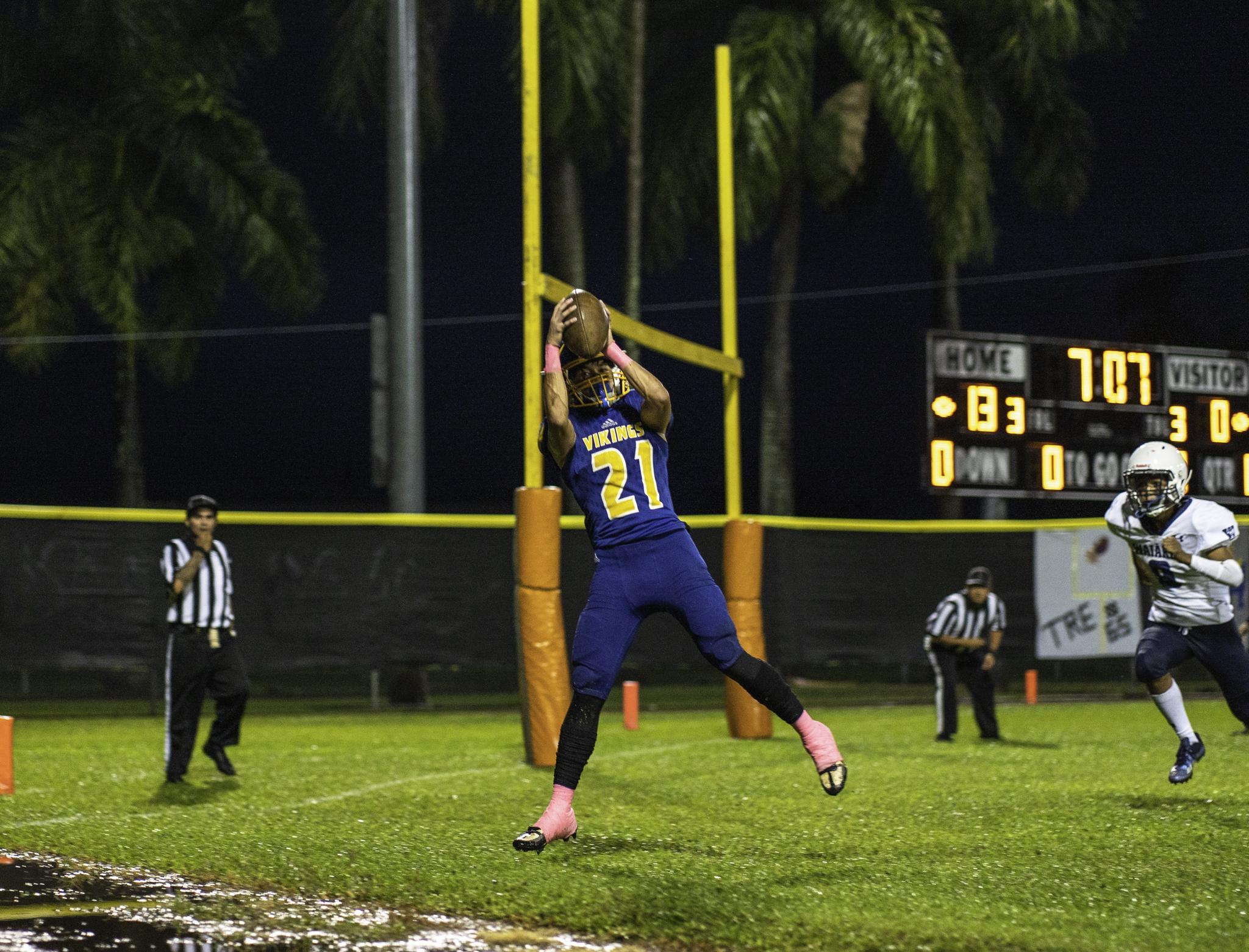 Photo Album – Football – Hilo High School