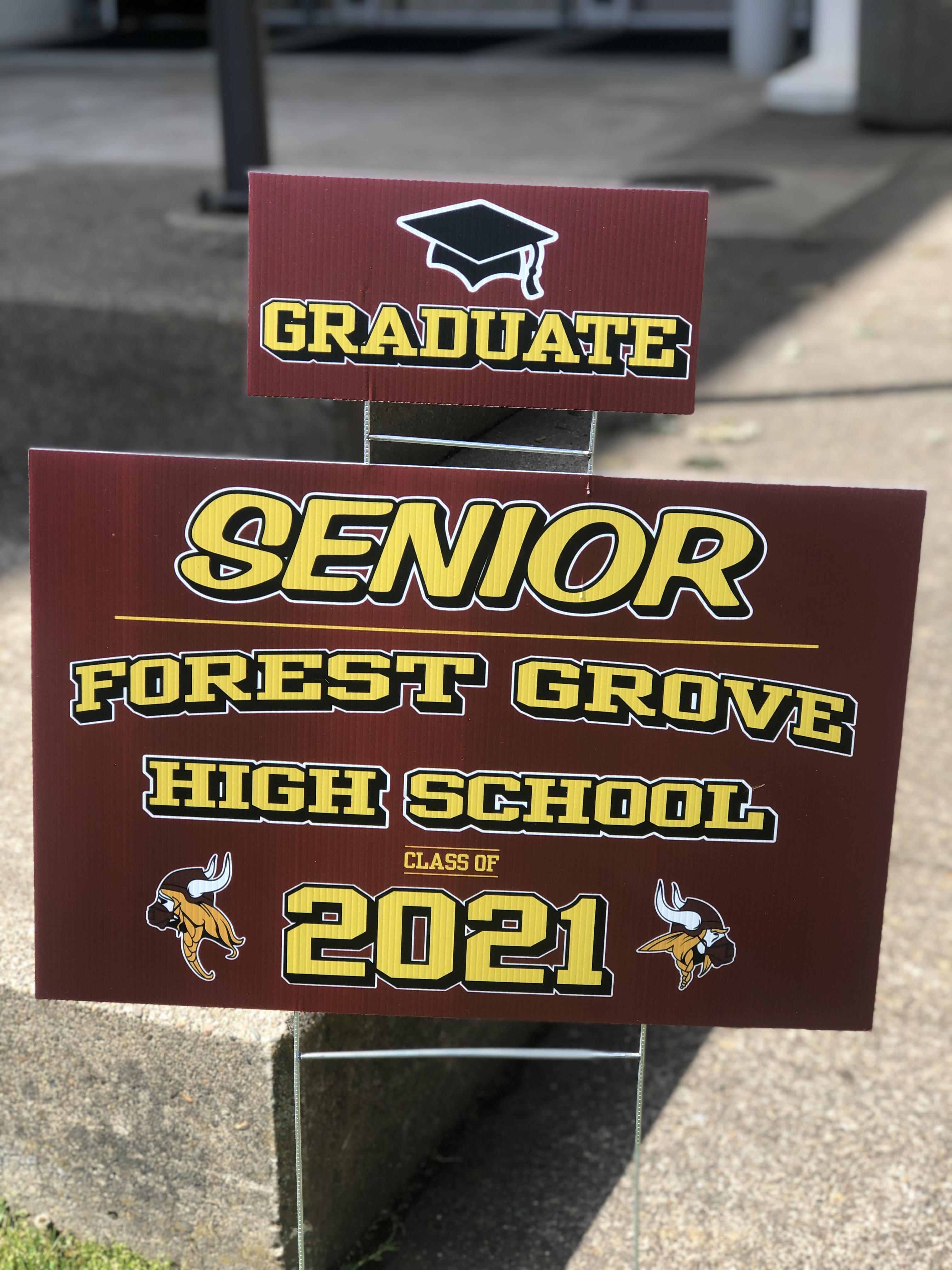 Class of 2021 Graduation // Graduación de la clase de 2021 | Forest ...