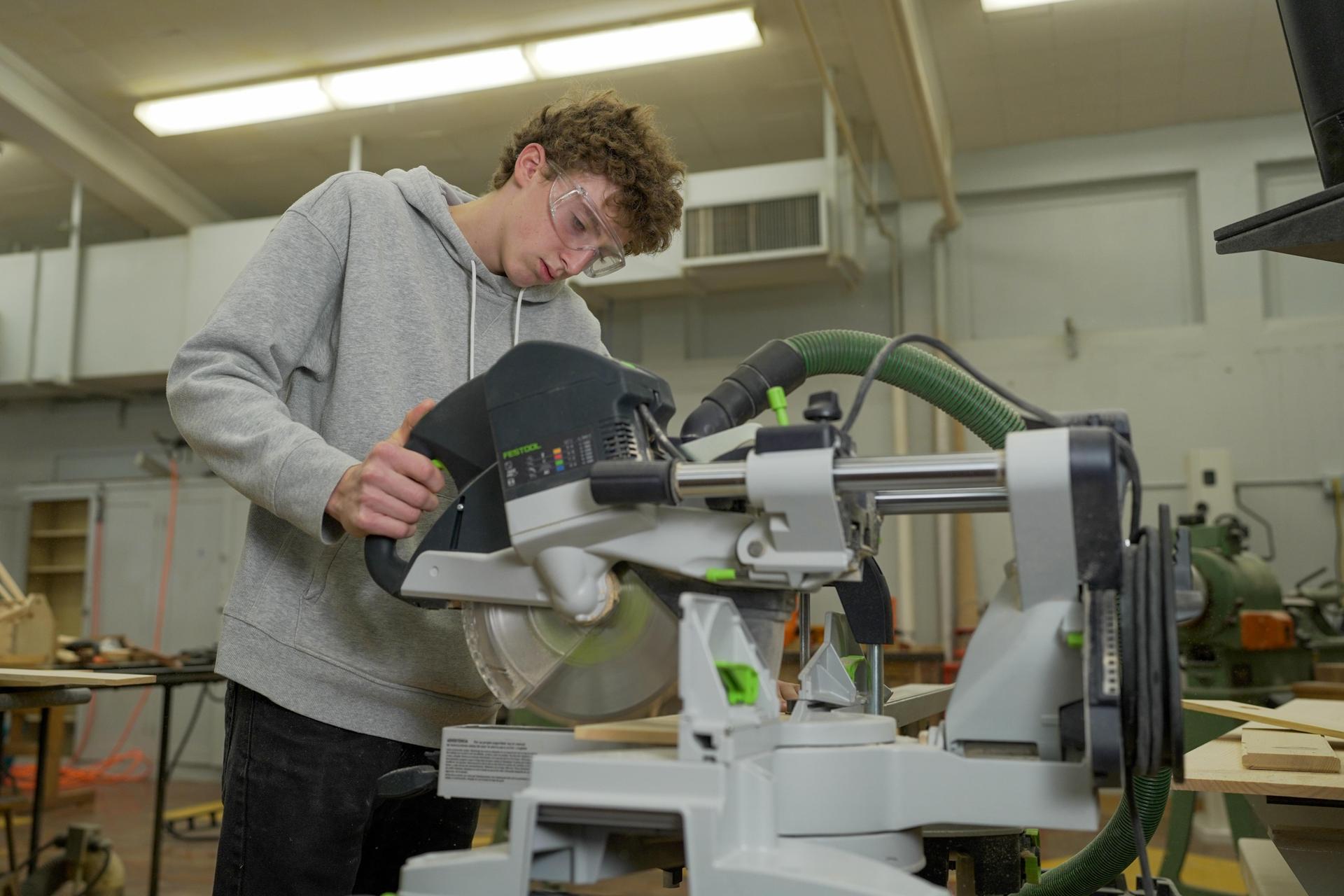 Woodworking Technology – Woodworking Technology – San Fernando Senior High