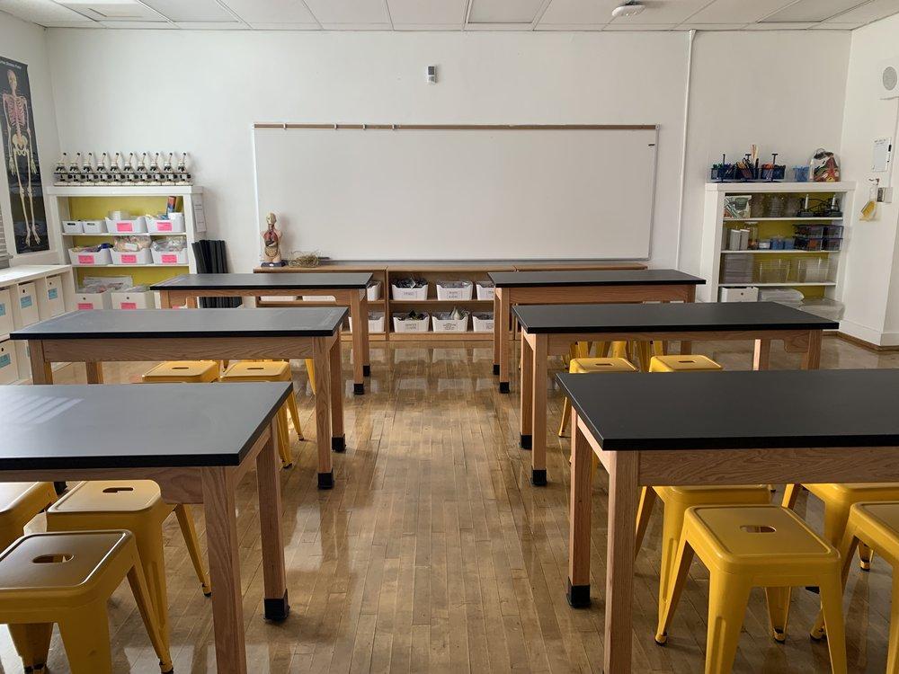 Science Lab – Education – Gardner Street Elementary