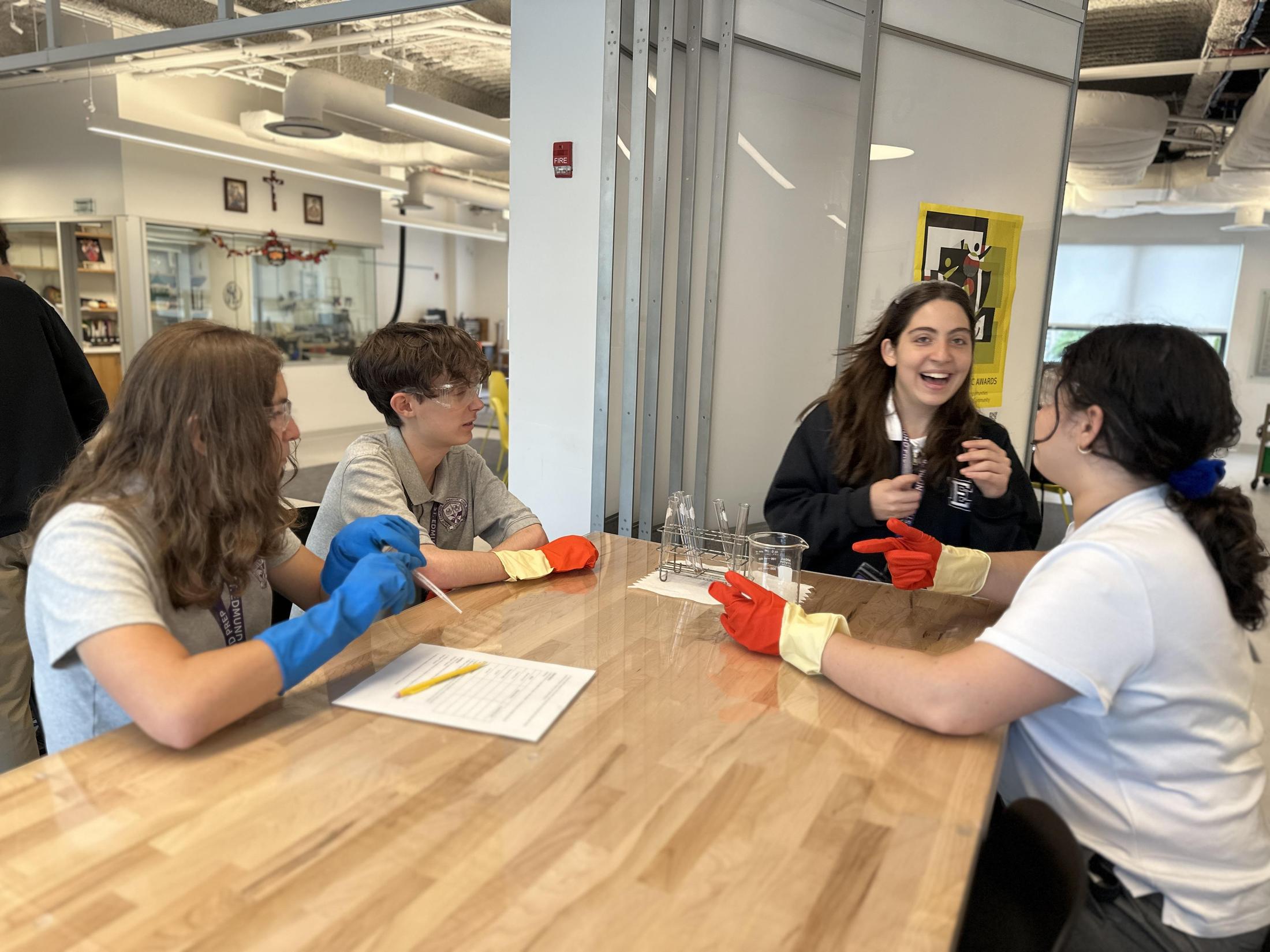 Laboratory Club – Laboratory Club – St. Edmund Preparatory High School