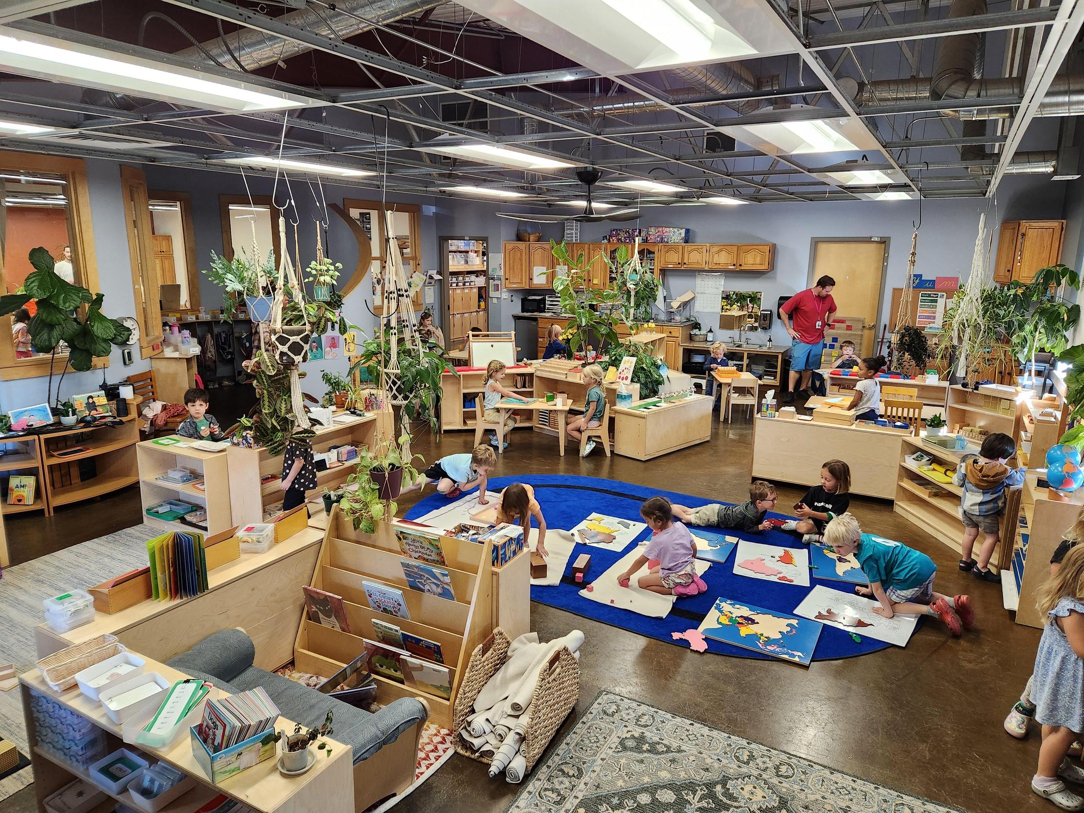 Lapis Room Homepage – Lapis Room – Compass Montessori