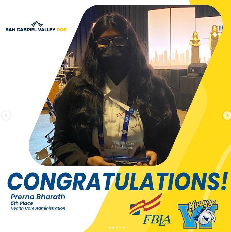 FBLA Members Award Winners In Chicago | Walnut High School
