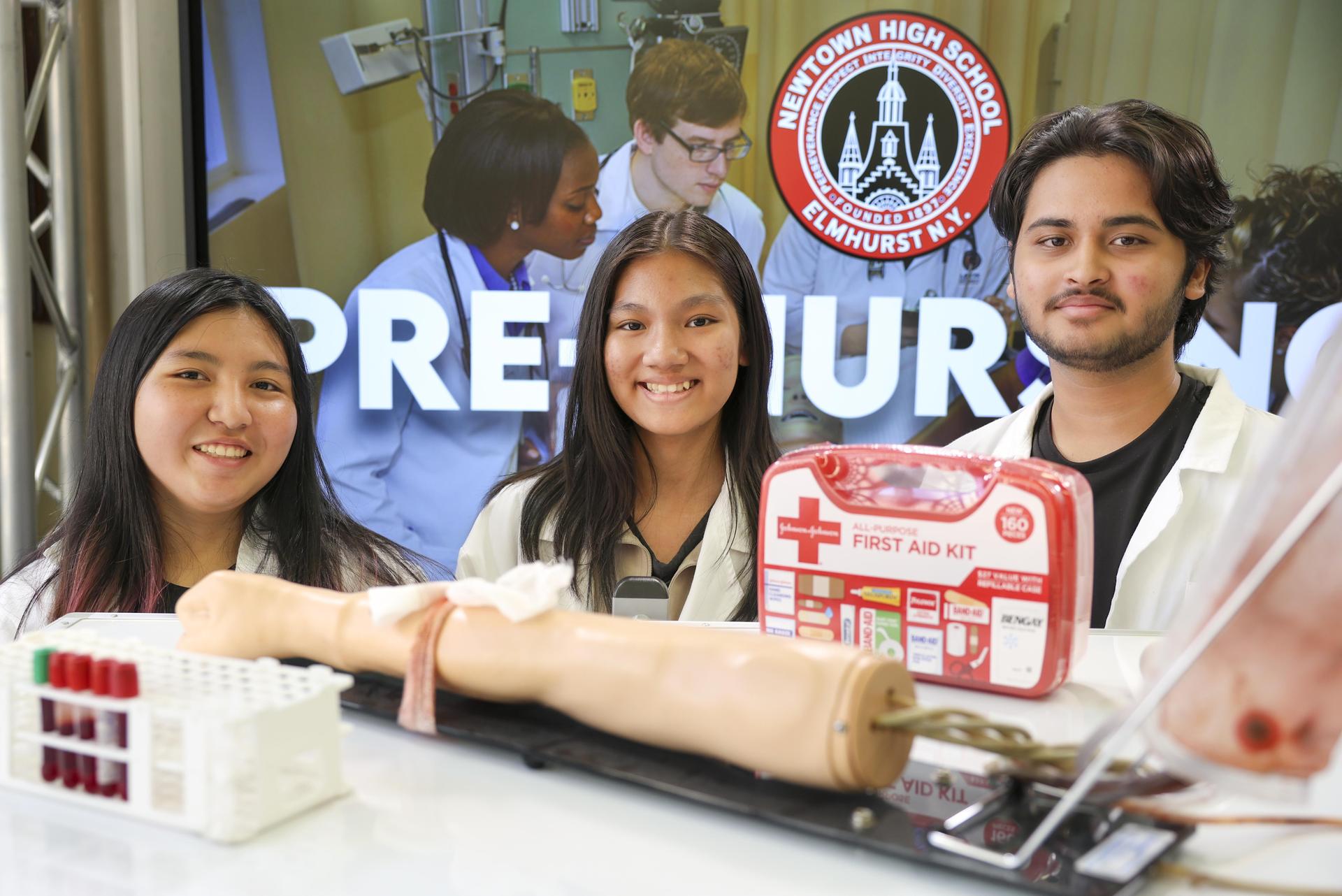 Pre-Nursing & Diagnostic Medicine – Career and Technical Education – Newtown High School