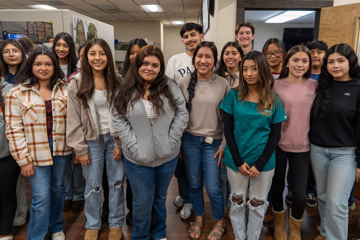 Kaweah Health forms partnership with Health Science Pathway | PUSD Pathways