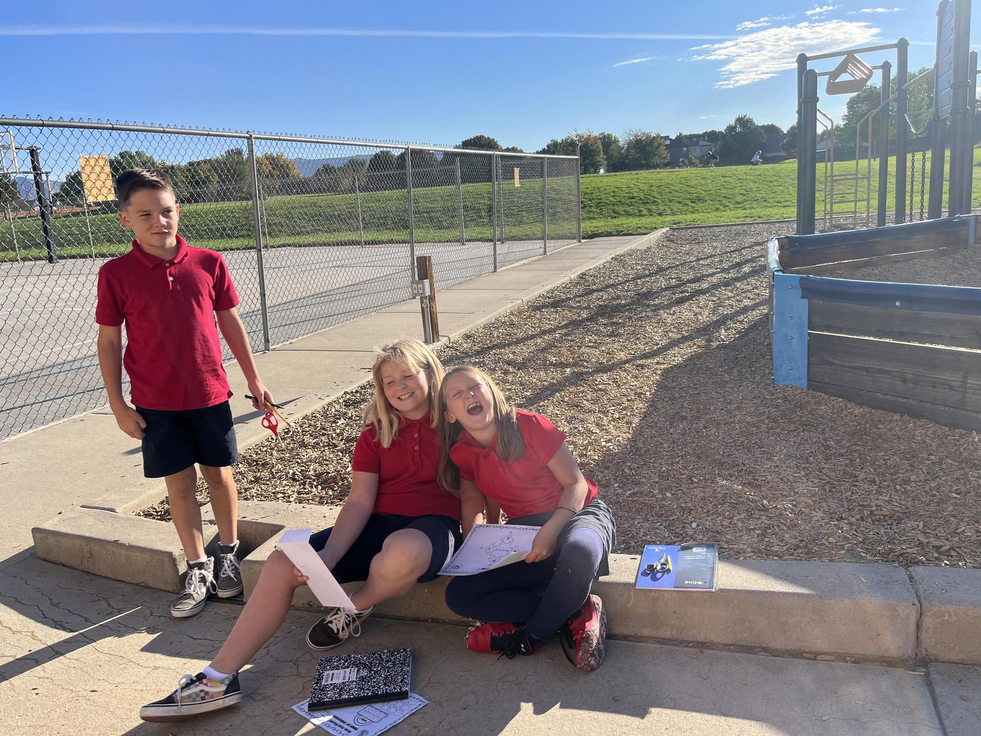 Kelly Simpson – Kelly Simpson – Holy Family Catholic School