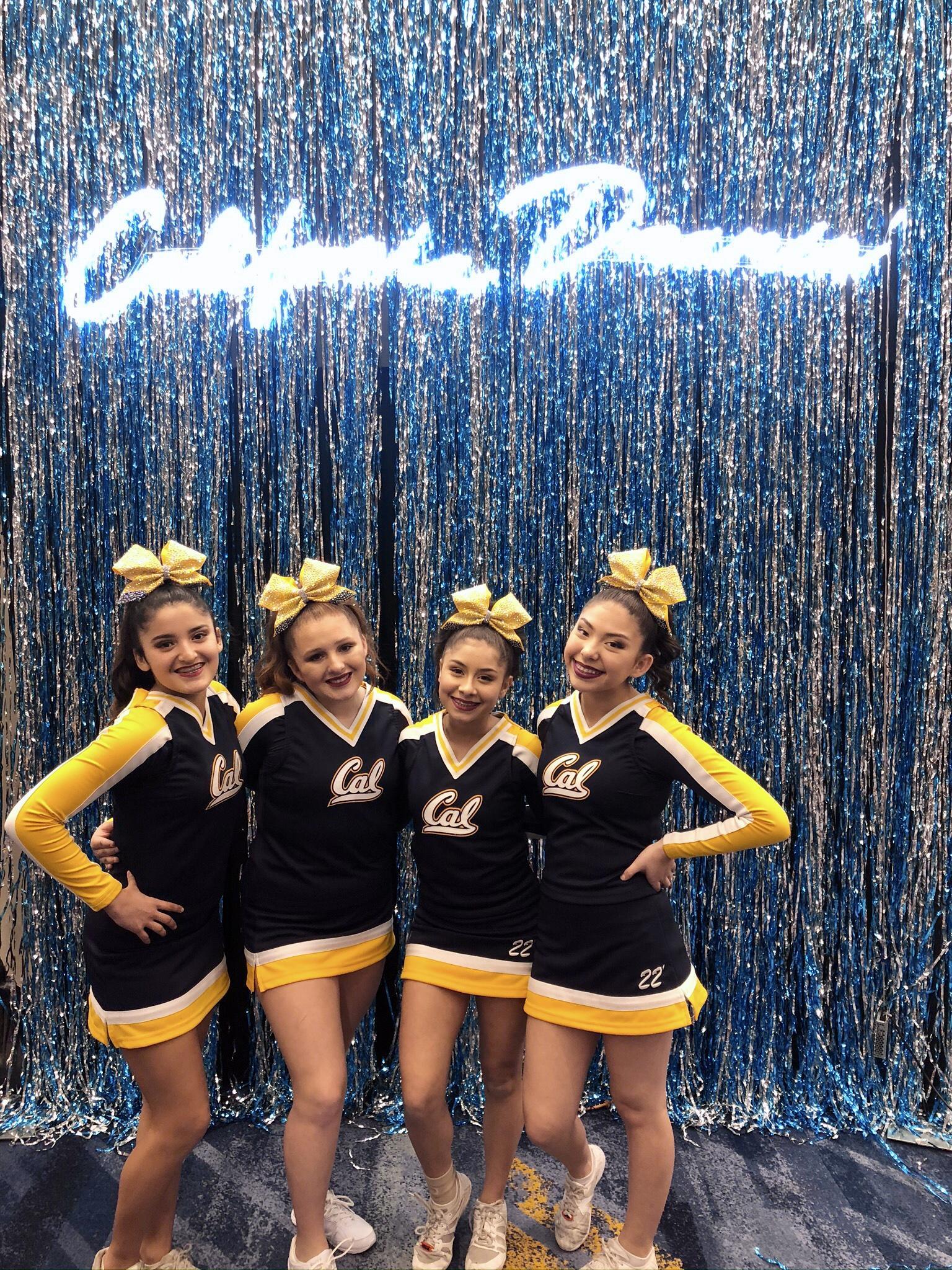 Show Cheer | Competition – Cheer & Song – California High School