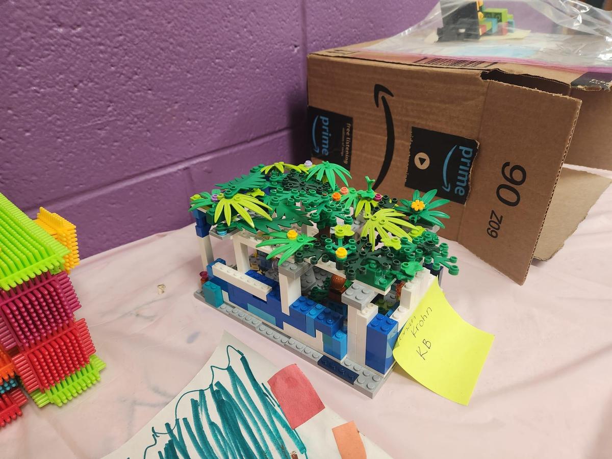 Sukkos Sukkos Everywhere! | Torah Day School of Atlanta