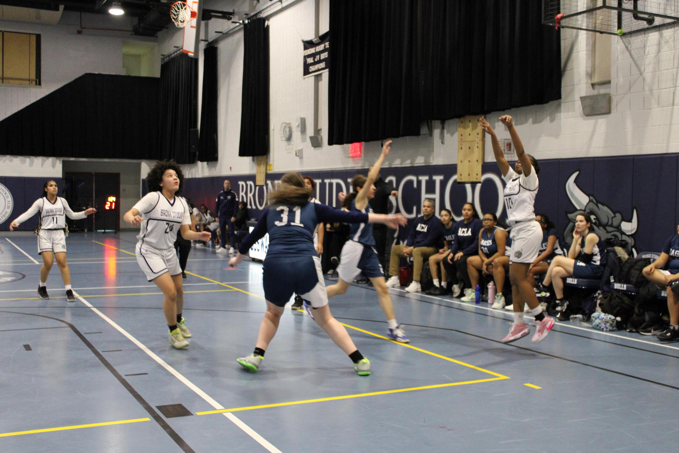 Basketball – HS Sports – Bronx Studio School for Writers and Artists