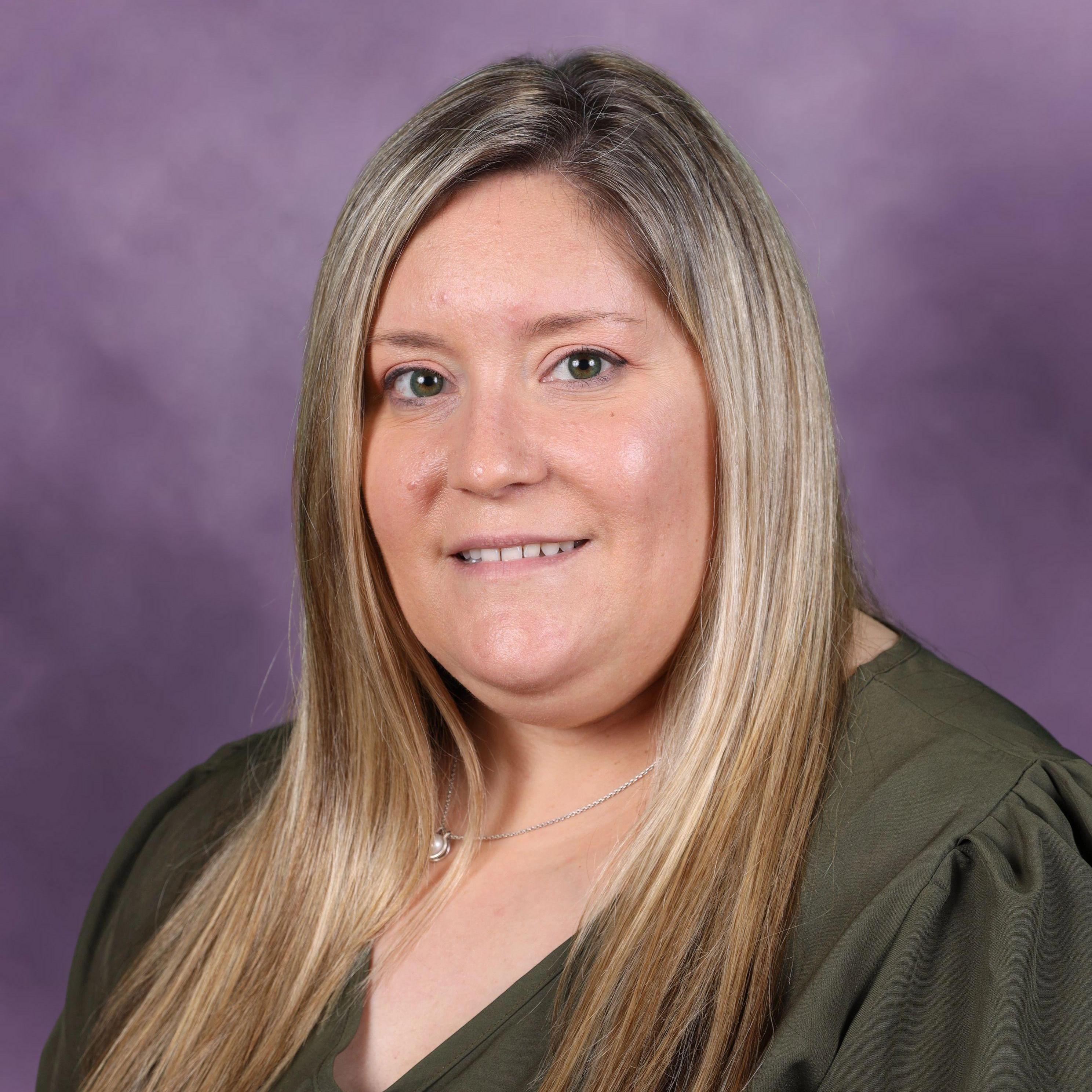 Mrs. Erica Barbieri – Mrs. Erica Barbieri – St. Edmund Preparatory High ...
