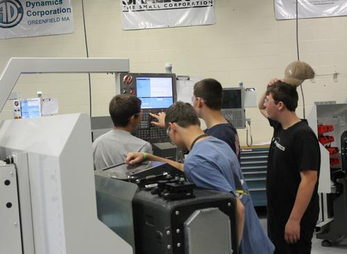 Photo Gallery - Advanced Manufacturing - Franklin County Technical School