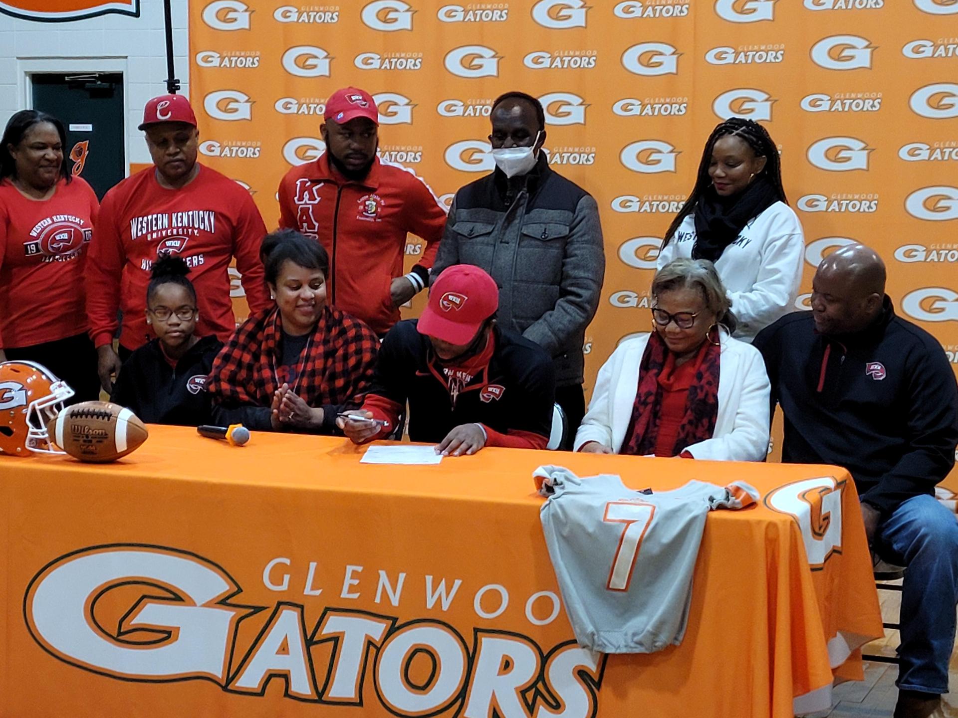 Varsity Football – Football – Glenwood School