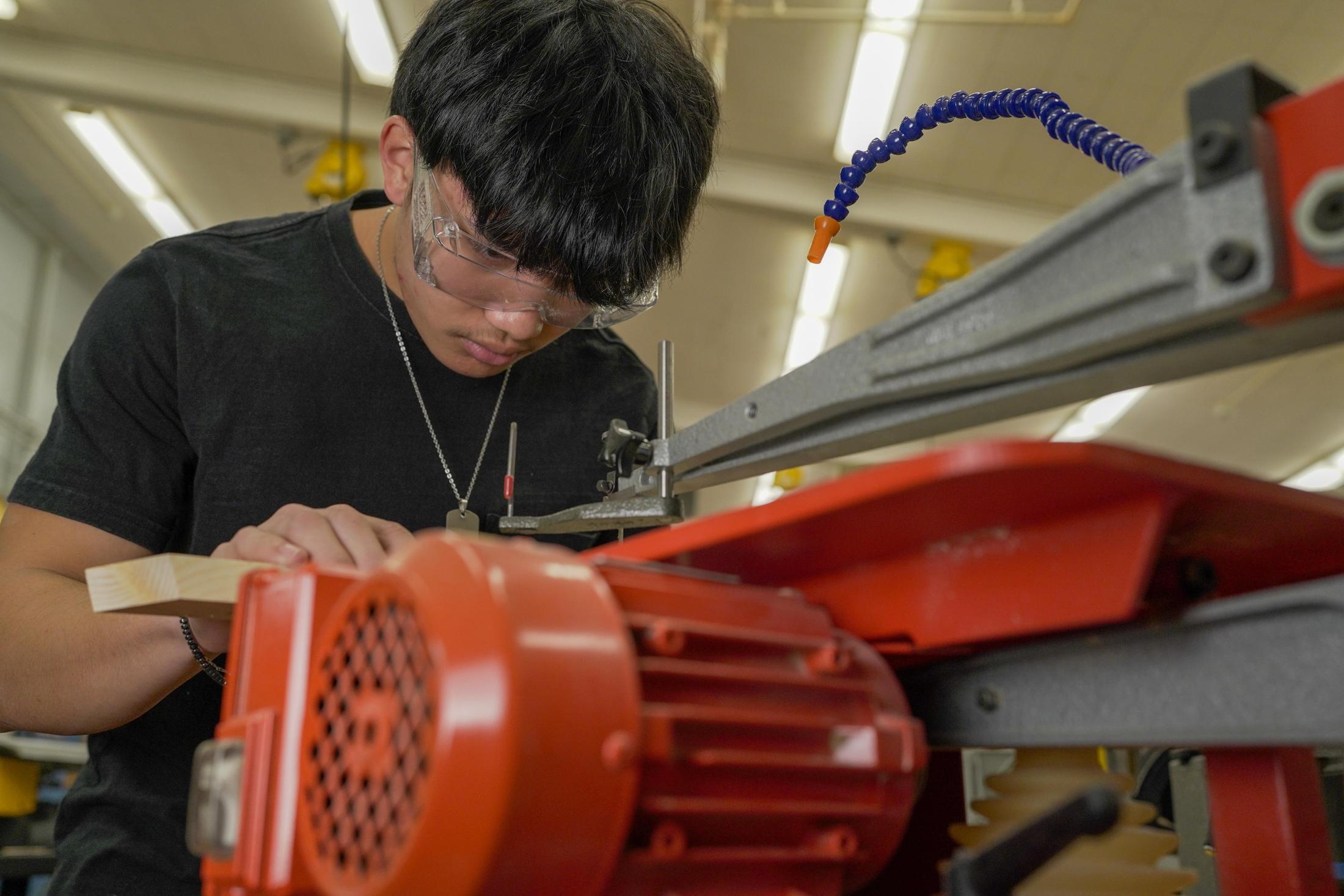 Woodworking Technology – Woodworking Technology – San Fernando Senior High