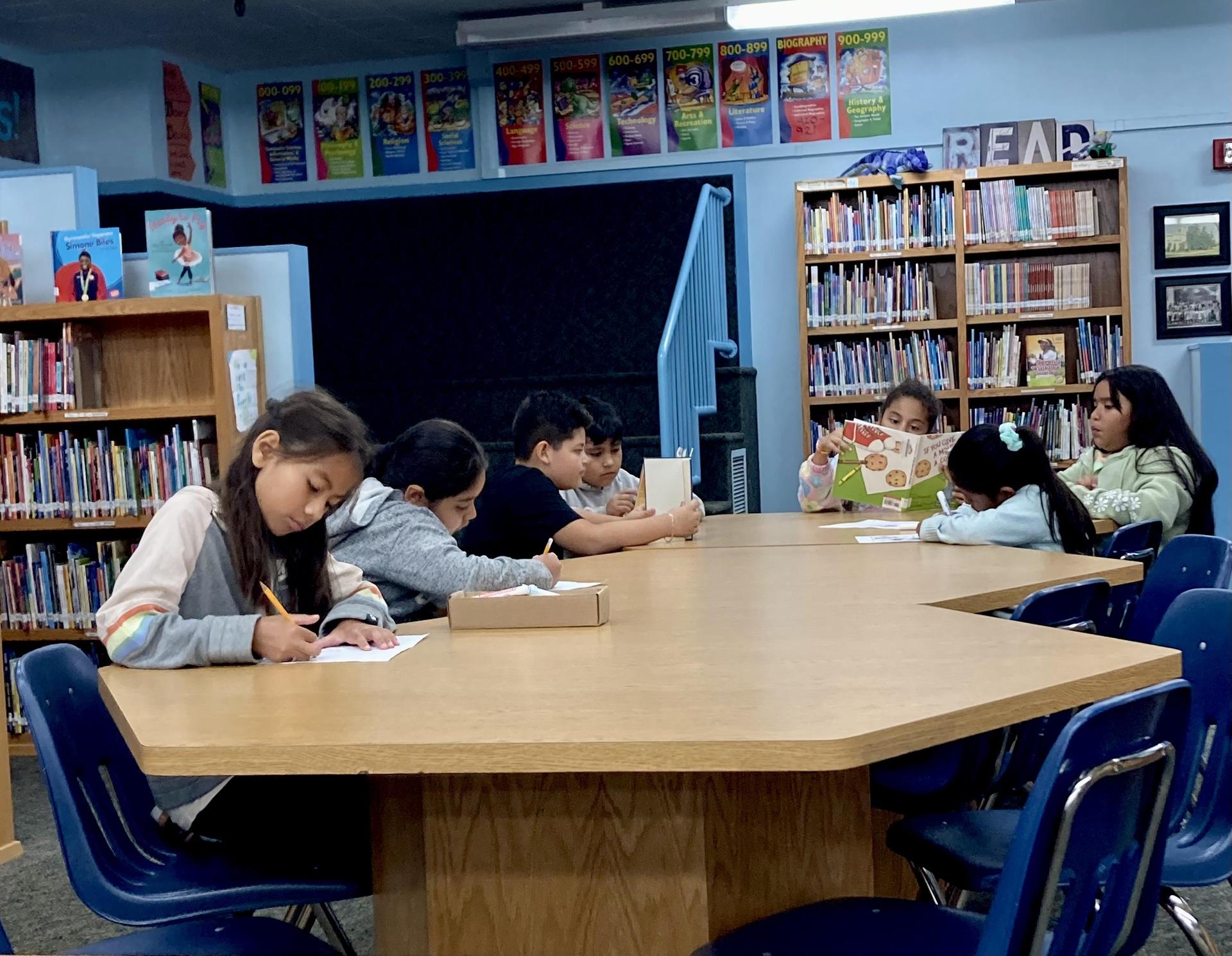 School Library – Resources – Victory Boulevard Elementary and STEAM Magnet