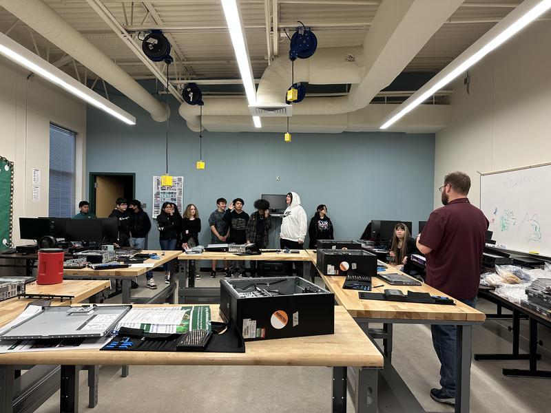 8th grade students tour SWL | Christa McAuliffe Middle School