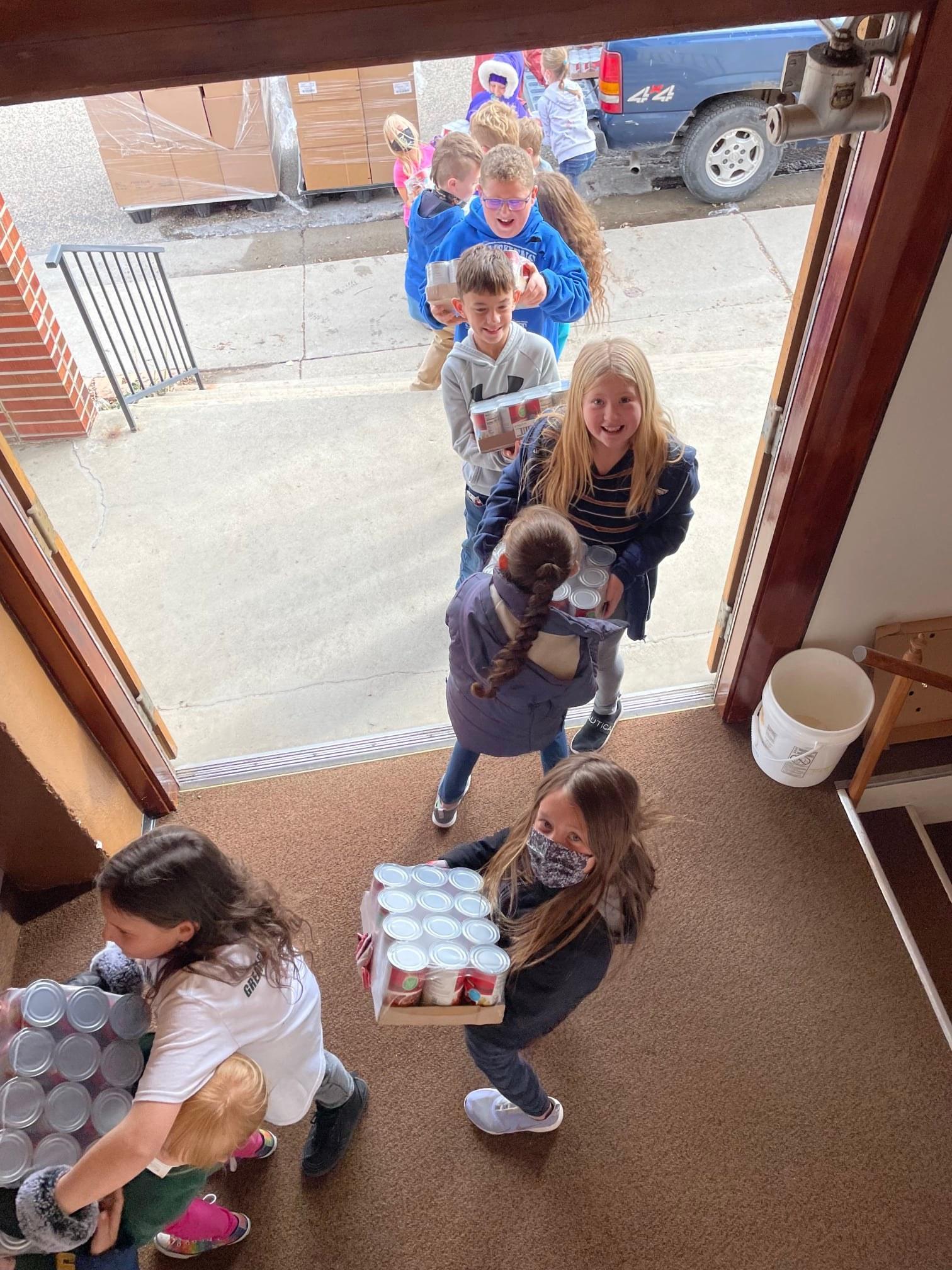 Verda James Elementary Students Embrace the Season of Giving | Natrona ...