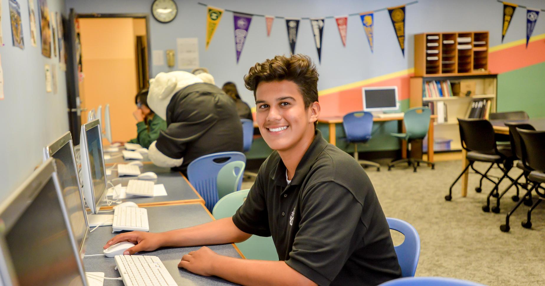 Port of Los Angeles High School (Pola)