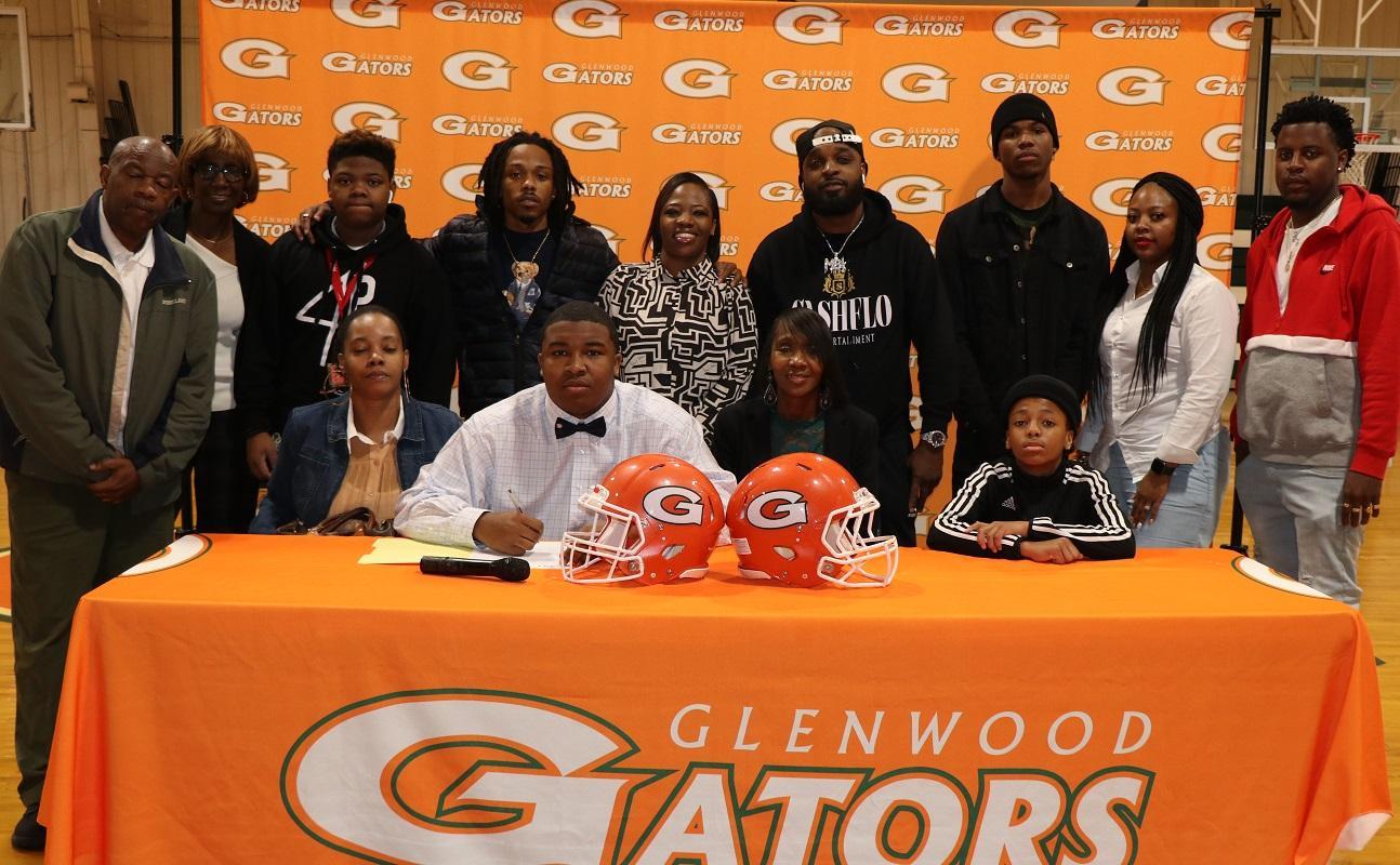 Varsity Football – Football – Glenwood School