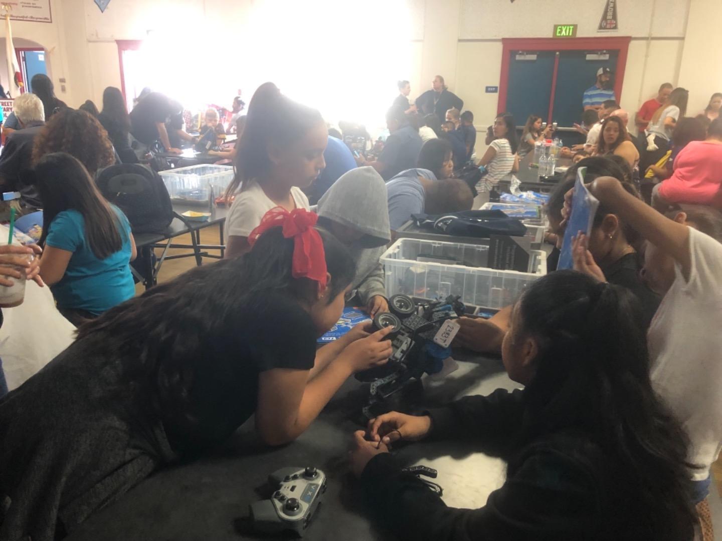 VEX Robotics – PROGRAMS – 10th Street Elementary