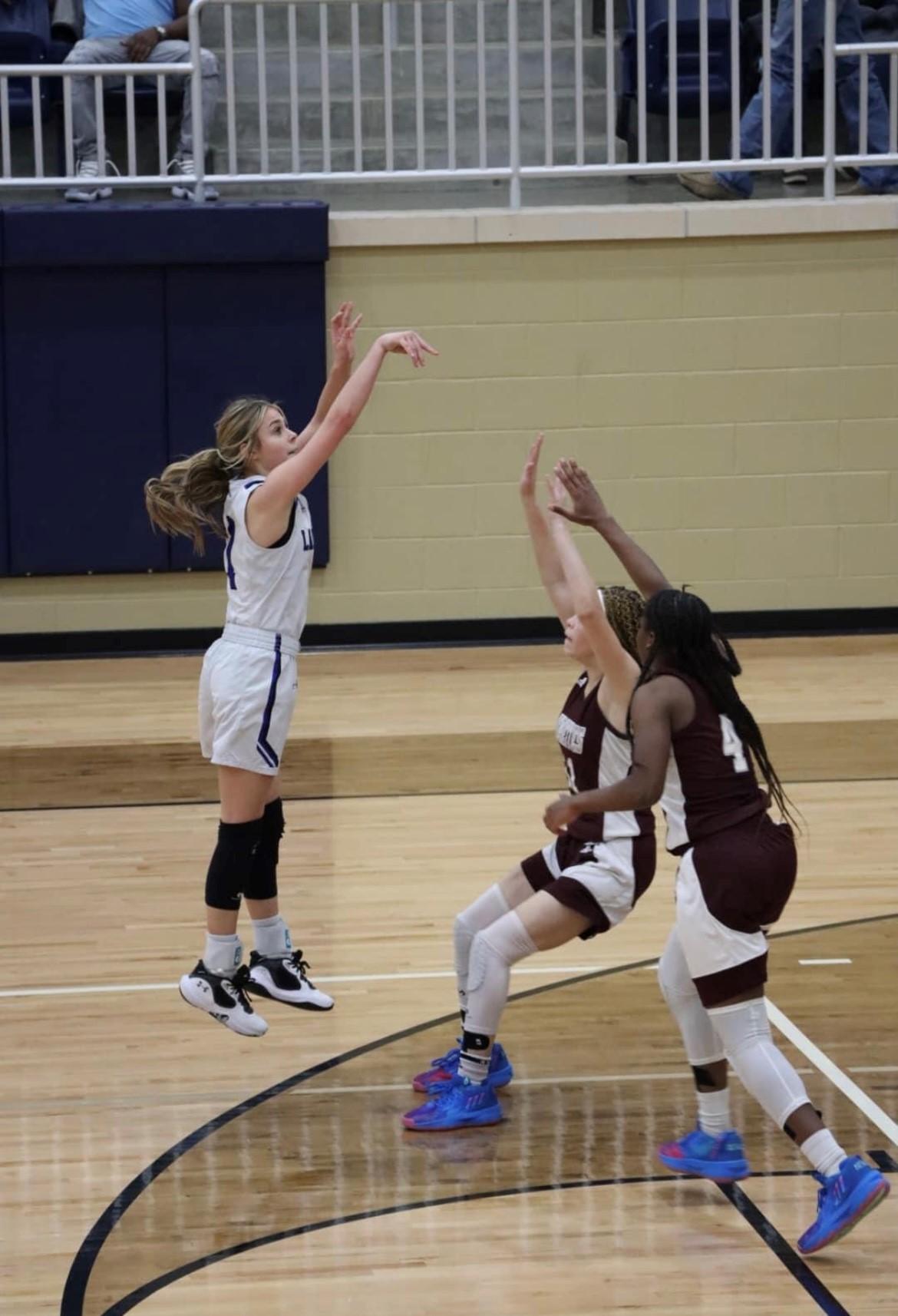 Basketball – LISD Athletics – Leon ISD