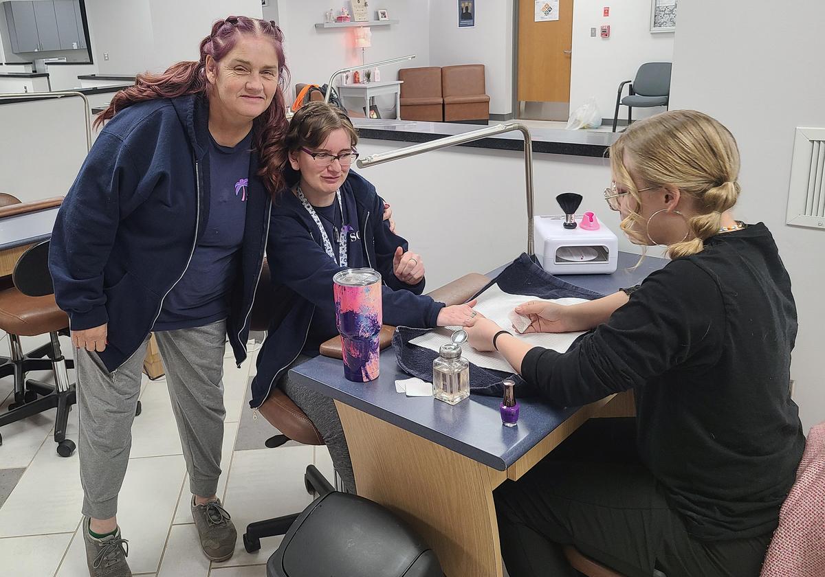 GCTC Cosmetology Students Style SCI Clients | Gordon Cooper Technology ...