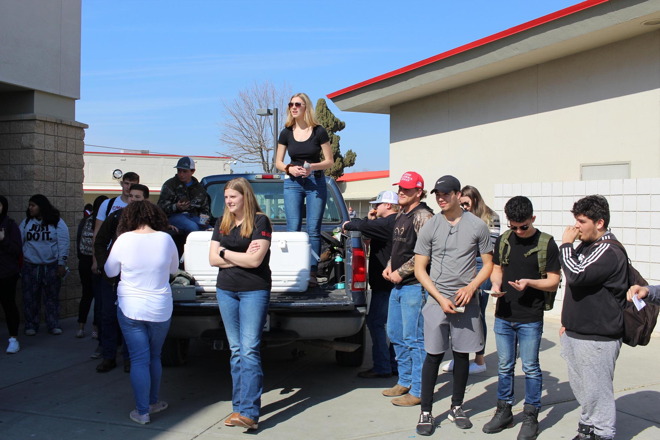 FFA Week Thursday Waterballoon – CUHS Videos & Photos – Chowchilla ...