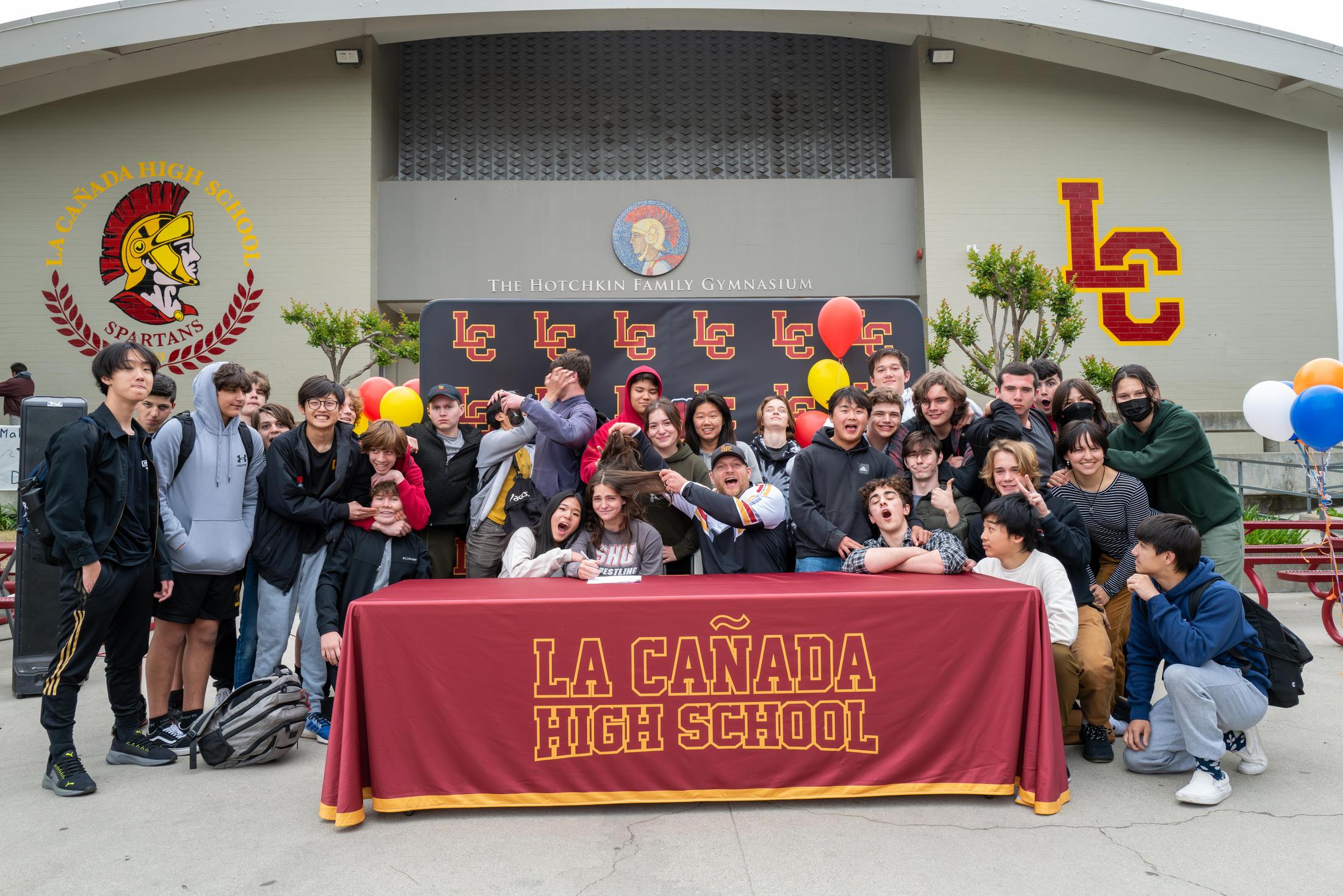 Girls Varsity Wrestling – Wrestling – La Cañada High School