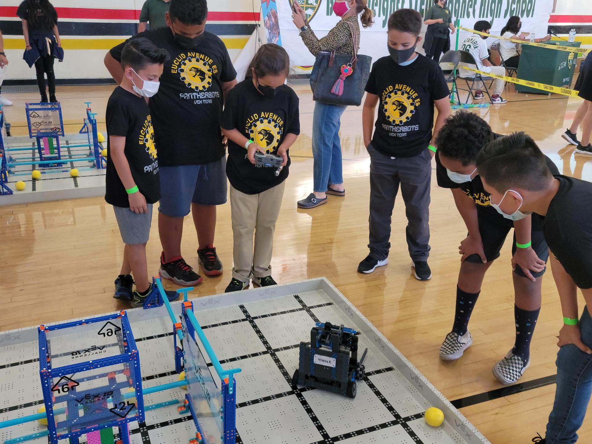 Welcome to VEX Robotics Club! – Robotics – Euclid Avenue Community School