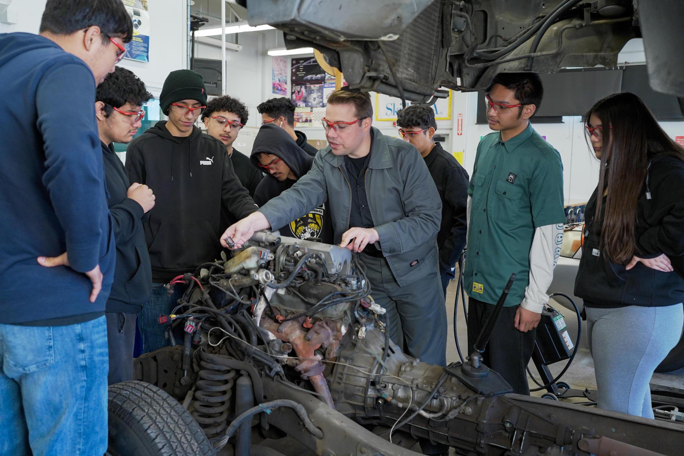 Automotive Technology – Automotive Technology – San Fernando Senior High