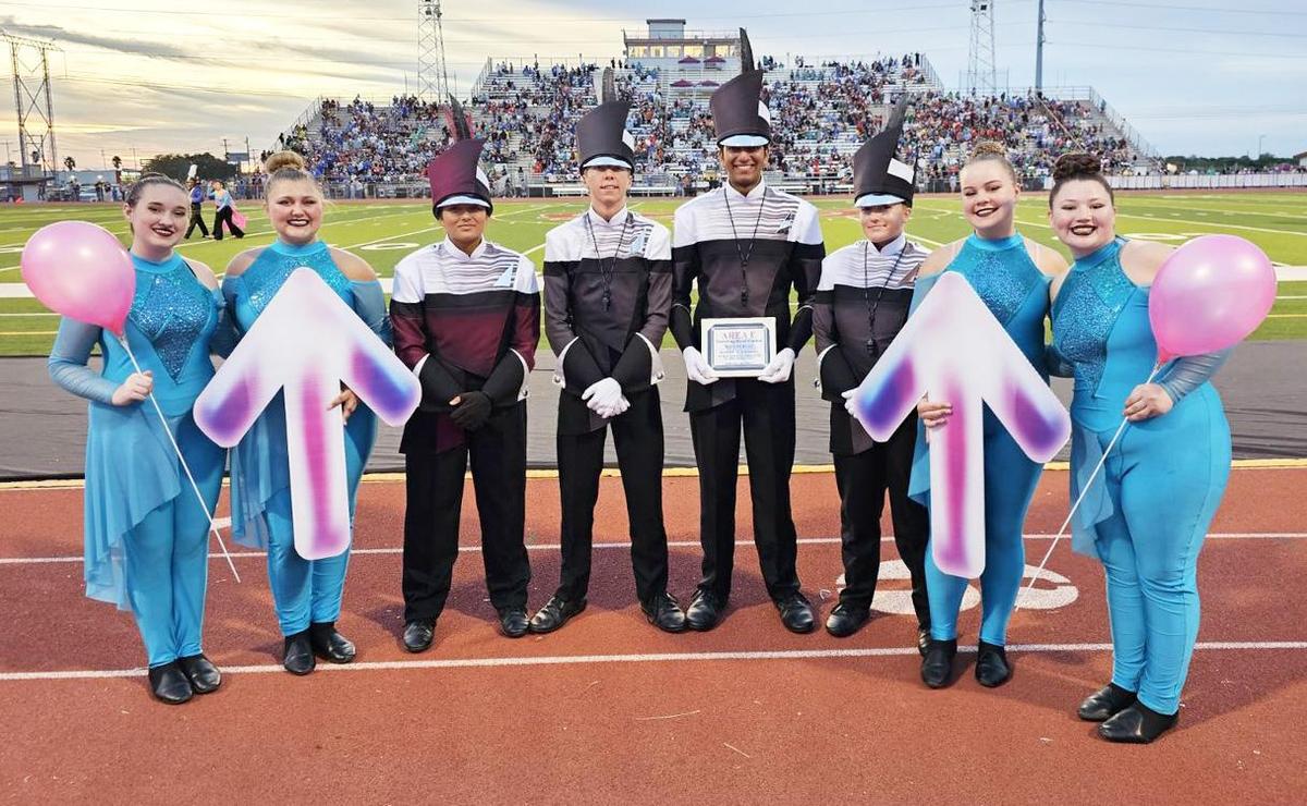 Davenport High Wolf Band, Color Guard Advances To State Marching ...