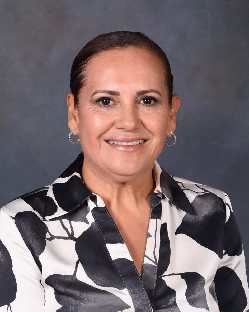 Meet The Principal – Our School – Taper Avenue Elementary & S.T.E.A.M ...