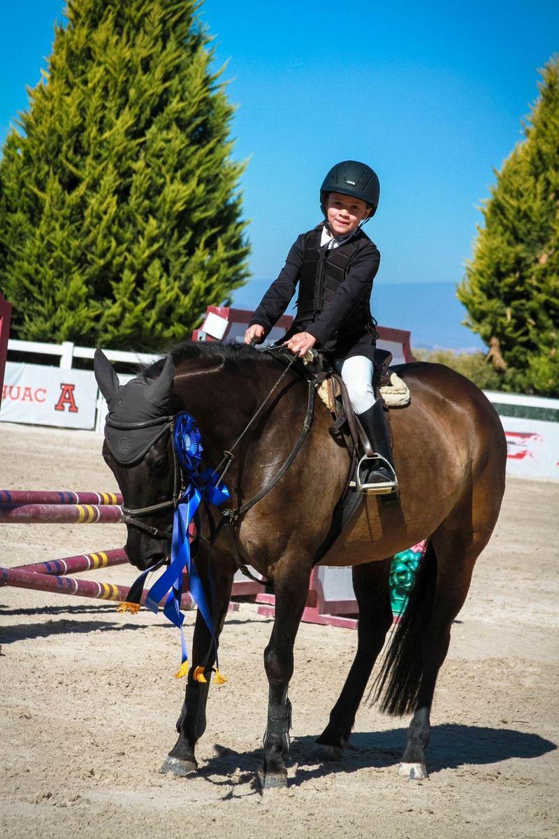 ¡Muchas Felicidades a Ivanna y Alexa Theurel Hidalgo! | Instituto D ...